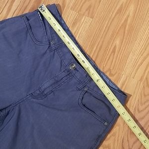 Vans | Shorts | Vans Off The Wall Shorts 32 | Poshmark